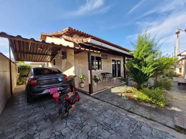 Casa / Sobrado em Condomínio para Locação em Araruama/RJ Parati 3 Quartos