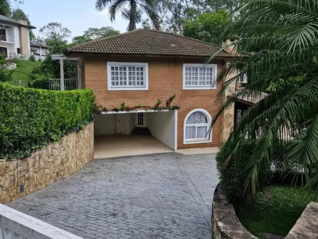 Casa / Sobrado em Condomínio para Locação em Arujá/SP Novo Horizonte Hills I e II 4 Quartos