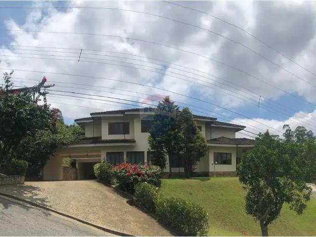 Casa / Sobrado em Condomínio para Locação em Arujá/SP Novo Horizonte Hills I e II 5 Quartos