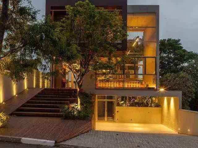 Casa / Sobrado em Condomínio para Locação em Arujá/SP Arujá 5 4 Quartos