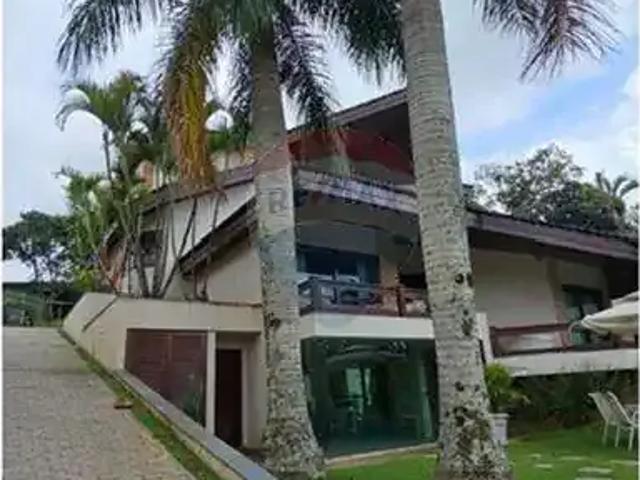 Casa / Sobrado em Condomínio para Locação em Arujá/SP Arujázinho I, II e III 4 Quartos