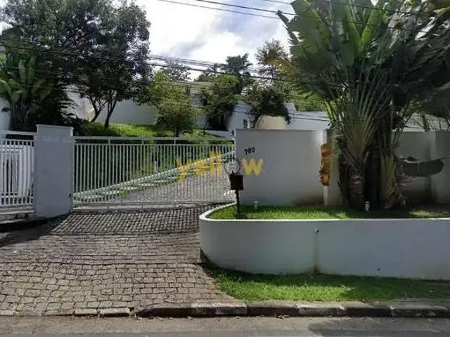 Casa / Sobrado em Condomínio para Locação em Arujá/SP Arujázinho I, II e III 4 Quartos