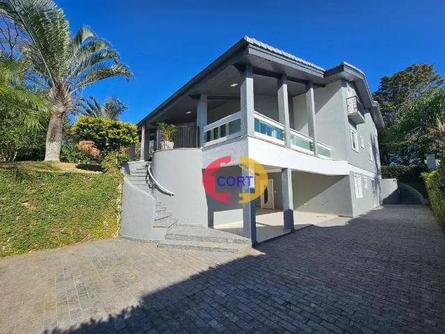 Casa / Sobrado em Condomínio para Locação em Arujá/SP Arujázinho I, II e III 5 Quartos