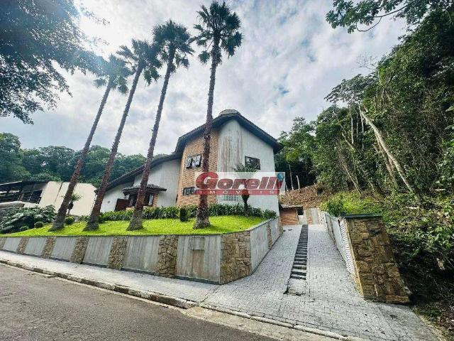 Casa / Sobrado em Condomínio para Locação em Arujá/SP Arujázinho I, II e III 5 Quartos