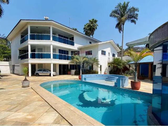 Casa / Sobrado em Condomínio para Locação em Arujá/SP Arujázinho I, II e III 5 Quartos