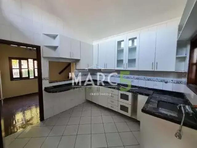 Casa / Sobrado em Condomínio para Locação em Arujá/SP Arujázinho IV 3 Quartos