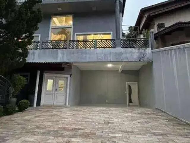 Casa / Sobrado em Condomínio para Locação em Arujá/SP Caputera 3 Quartos