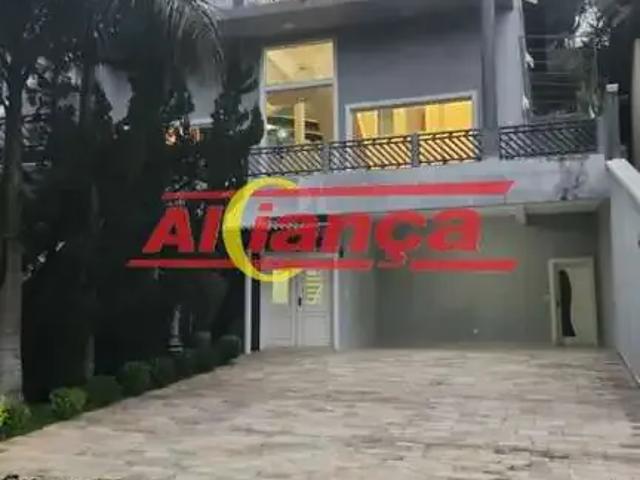 Casa / Sobrado em Condomínio para Locação em Arujá/SP Caputera 4 Quartos