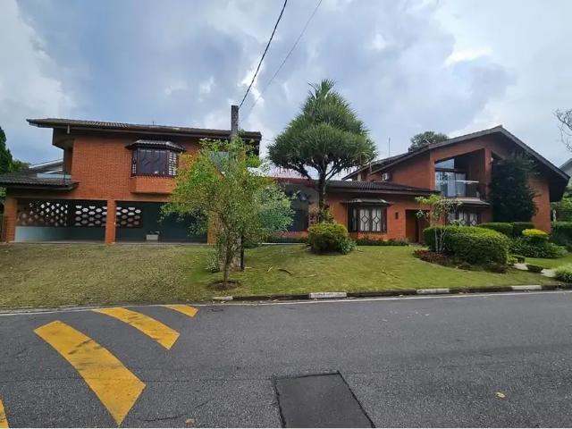 Casa / Sobrado em Condomínio para Locação em Arujá/SP Jardim Fazenda Rincão 6 Quartos