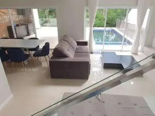 Casa / Sobrado em Condomínio para Locação em Arujá/SP Residencial Arujá Ville 3 Quartos