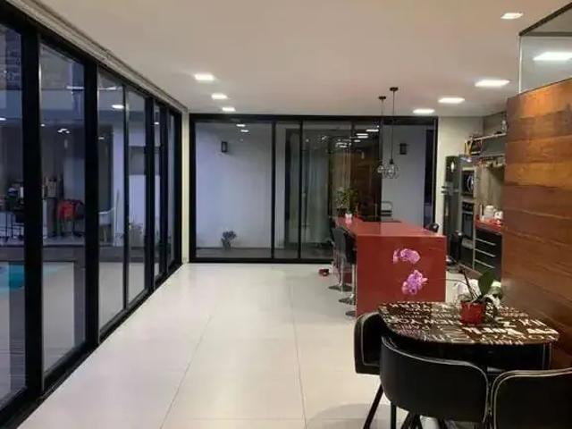 Casa / Sobrado em Condomínio para Locação em Arujá/SP Residencial Real Park 4 Quartos