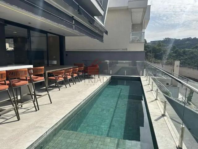 Casa / Sobrado em Condomínio para Locação em Arujá/SP Residencial Real Park 4 Quartos
