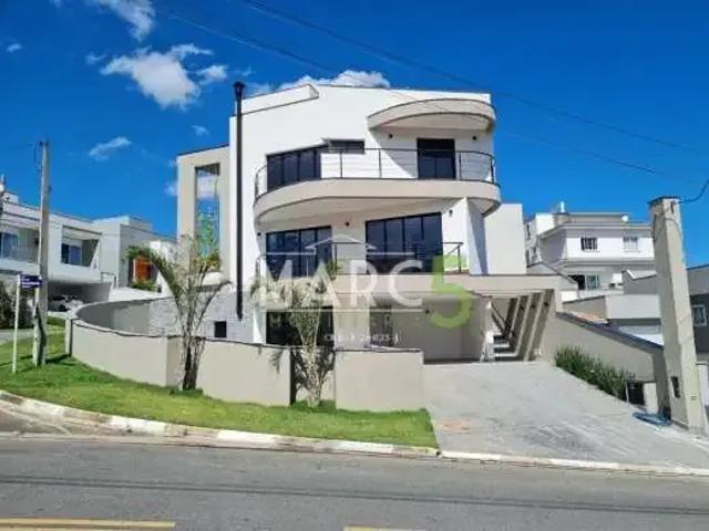 Casa / Sobrado em Condomínio para Locação em Arujá/SP Residencial Real Park 4 Quartos