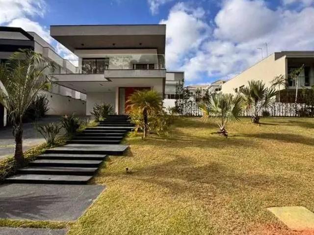 Casa / Sobrado em Condomínio para Locação em Arujá/SP Residencial Real Park 4 Quartos