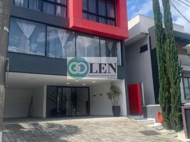 Casa / Sobrado em Condomínio para Locação em Arujá/SP Residencial Real Park 3 Quartos