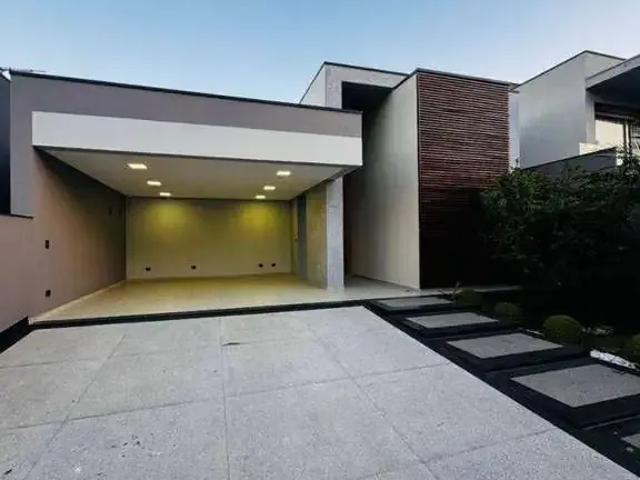 Casa / Sobrado em Condomínio para Locação em Arujá/SP Residencial Real Park 3 Quartos