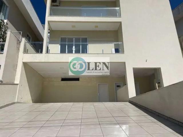 Casa / Sobrado em Condomínio para Locação em Arujá/SP Residencial Real Park 3 Quartos