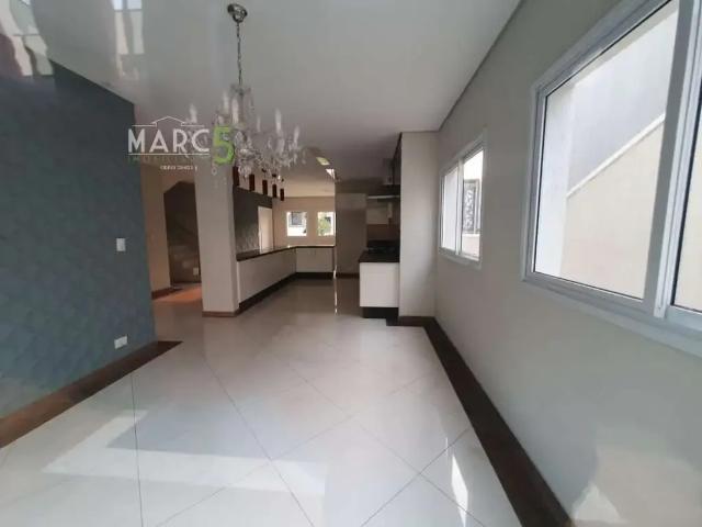 Casa / Sobrado em Condomínio para Locação em Arujá/SP Residencial Real Park 3 Quartos
