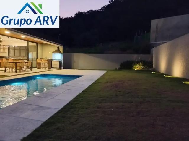 Casa / Sobrado em Condomínio para Locação em Atibaia/SP Condomínio Residencial Itaporã de Atibaia 4 Quartos