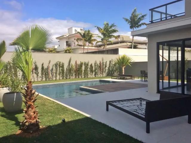 Casa / Sobrado em Condomínio para Locação em Atibaia/SP Condomínio Residencial Shamballa II 4 Quartos