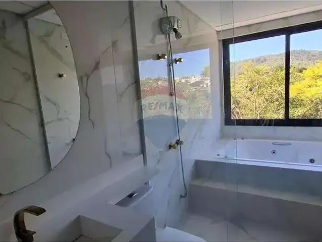 Casa / Sobrado em Condomínio para Locação em Atibaia/SP Chácaras Maringá 5 Quartos