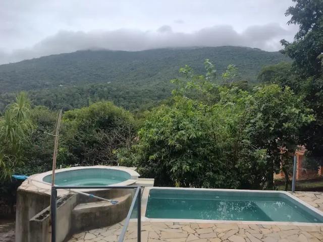 Casa / Sobrado em Condomínio para Locação em Atibaia/SP Alpes de Atibaia 3 Quartos