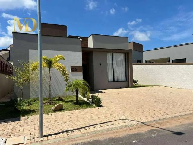 Casa / Sobrado em Condomínio para Locação em Atibaia/SP Itapetinga 3 Quartos