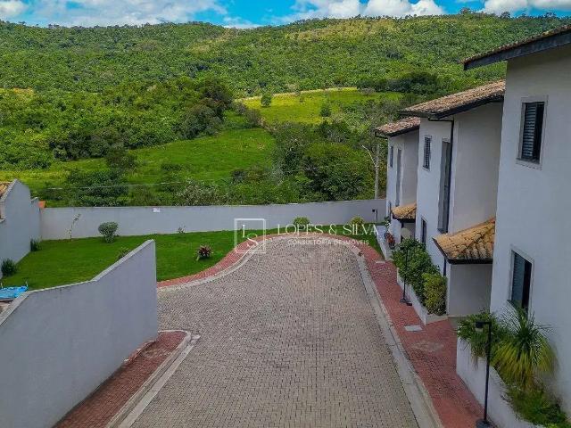 Casa / Sobrado em Condomínio para Locação em Atibaia/SP Ribeirão dos Porcos 3 Quartos