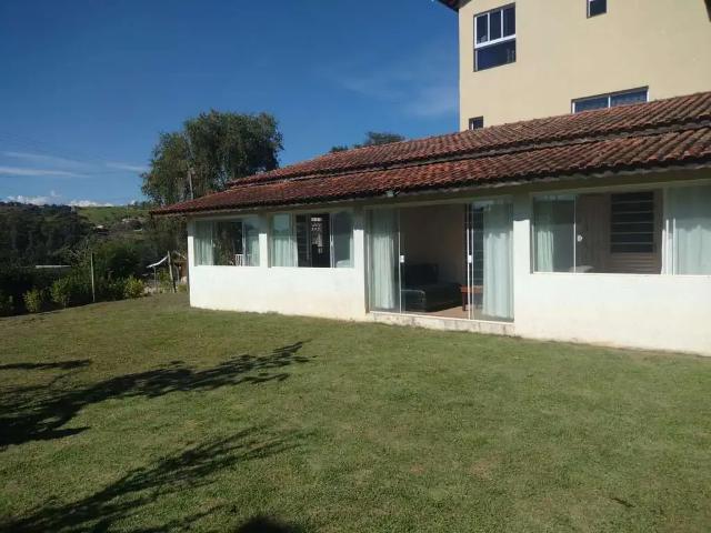 Casa / Sobrado em Condomínio para Locação em Atibaia/SP Rio Abaixo 3 Quartos