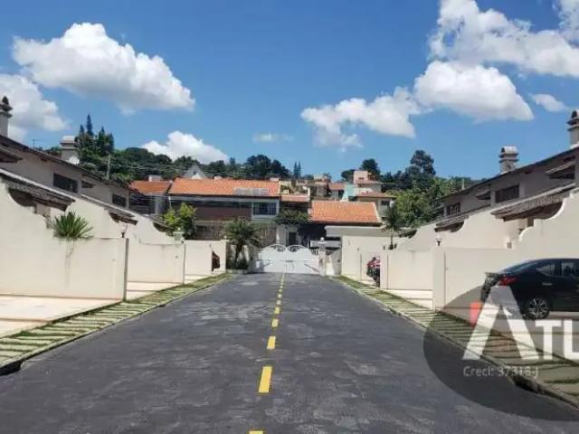 Casa / Sobrado em Condomínio para Locação em Atibaia/SP Vila Santista 3 Quartos