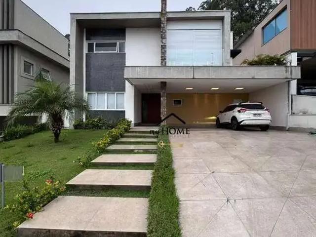 Casa / Sobrado em Condomínio para Locação em Barueri/SP Centro Comercial Jubran 4 Quartos