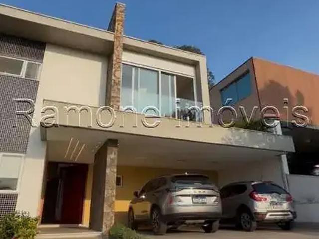 Casa / Sobrado em Condomínio para Locação em Barueri/SP Centro Comercial Jubran 4 Quartos