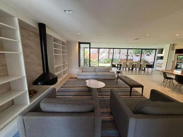 Casa / Sobrado em Condomínio para Locação em Barueri/SP Centro 4 Quartos