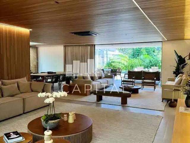 Casa / Sobrado em Condomínio para Locação em Barueri/SP Alphaville 4 Quartos
