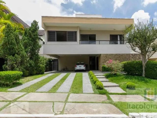 Casa / Sobrado em Condomínio para Locação em Barueri/SP Alphaville 4 Quartos