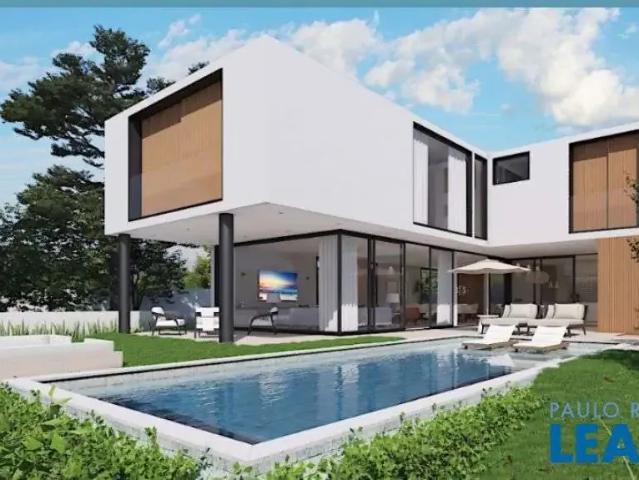 Casa / Sobrado em Condomínio para Locação em Barueri/SP Alphaville 4 Quartos