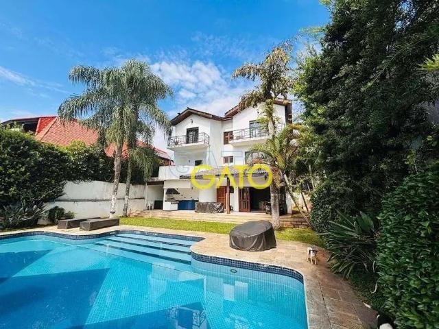 Casa / Sobrado em Condomínio para Locação em Barueri/SP Alphaville 4 Quartos