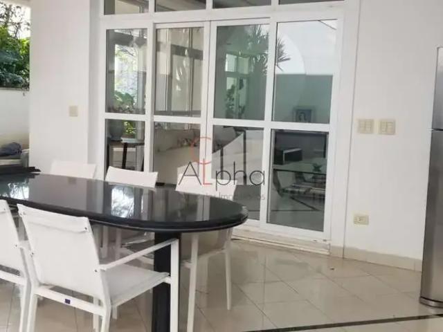 Casa / Sobrado em Condomínio para Locação em Barueri/SP Alphaville 4 Quartos