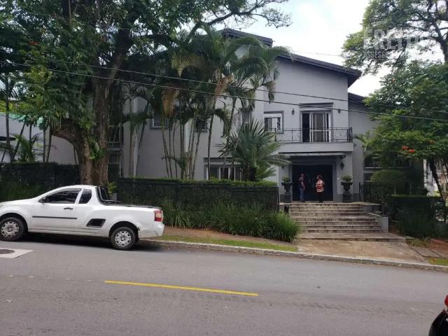 Casa / Sobrado em Condomínio para Locação em Barueri/SP Alphaville 5 Quartos