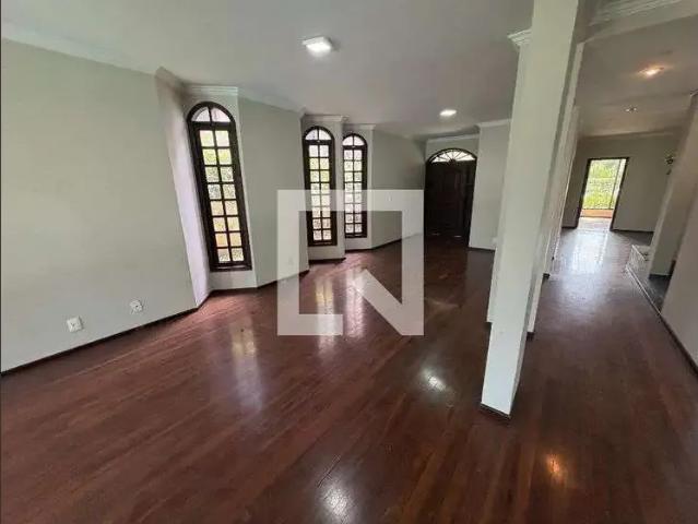 Casa / Sobrado em Condomínio para Locação em Barueri/SP Alphaville 4 Quartos