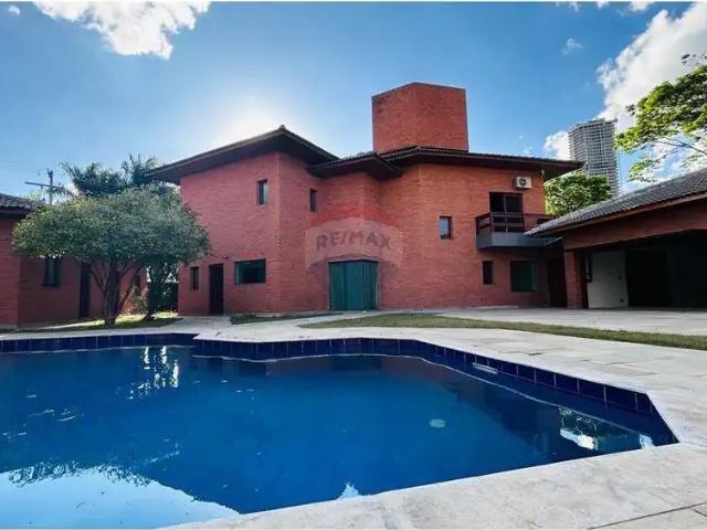 Casa / Sobrado em Condomínio para Locação em Barueri/SP Alphaville 4 Quartos