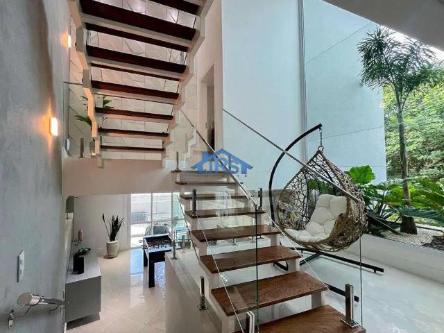 Casa / Sobrado em Condomínio para Locação em Barueri/SP Alphaville 4 Quartos