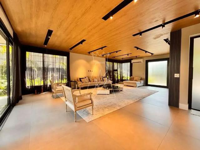 Casa / Sobrado em Condomínio para Locação em Barueri/SP Alphaville 5 Quartos