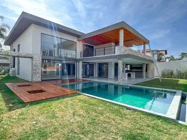 Casa / Sobrado em Condomínio para Locação em Barueri/SP Alphaville 5 Quartos