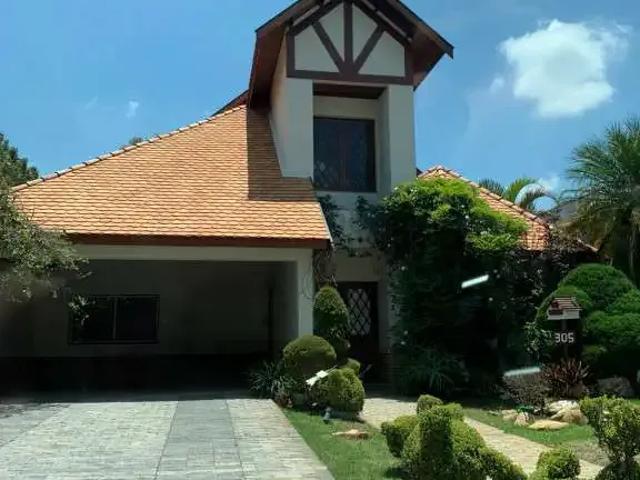 Casa / Sobrado em Condomínio para Locação em Barueri/SP Alphaville 3 Quartos