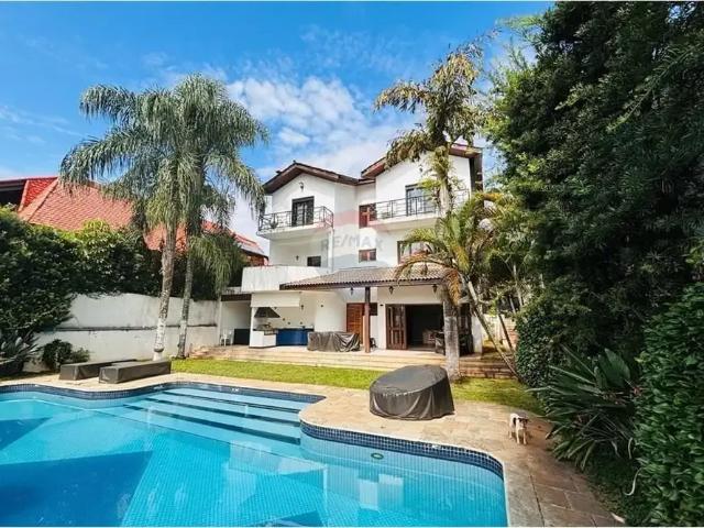 Casa / Sobrado em Condomínio para Locação em Barueri/SP Alphaville Residencial Um 4 Quartos