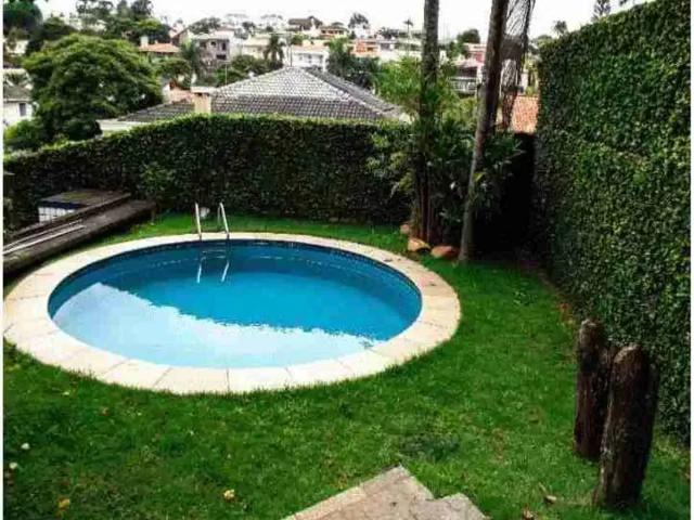 Casa / Sobrado em Condomínio para Locação em Barueri/SP Alphaville Residencial Um 3 Quartos