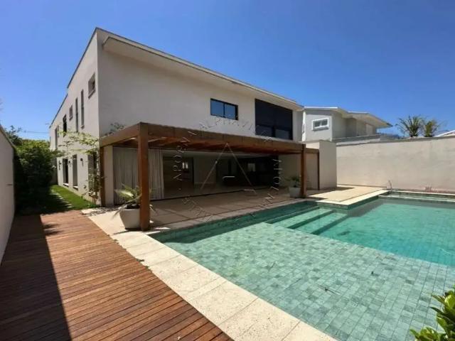 Casa / Sobrado em Condomínio para Locação em Barueri/SP Alphaville Residencial Zero 4 Quartos
