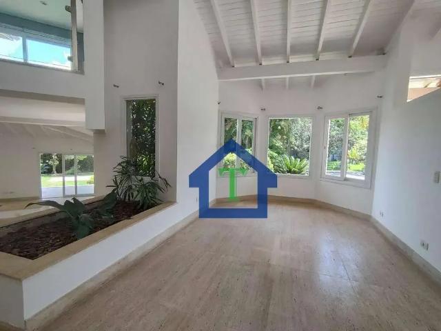 Casa / Sobrado em Condomínio para Locação em Barueri/SP Alphaville Residencial Dois 4 Quartos
