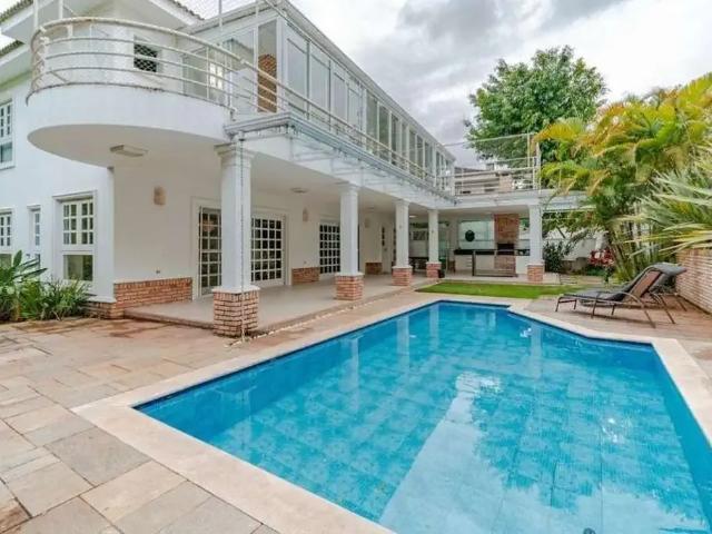 Casa / Sobrado em Condomínio para Locação em Barueri/SP Empresarial 18 do Forte